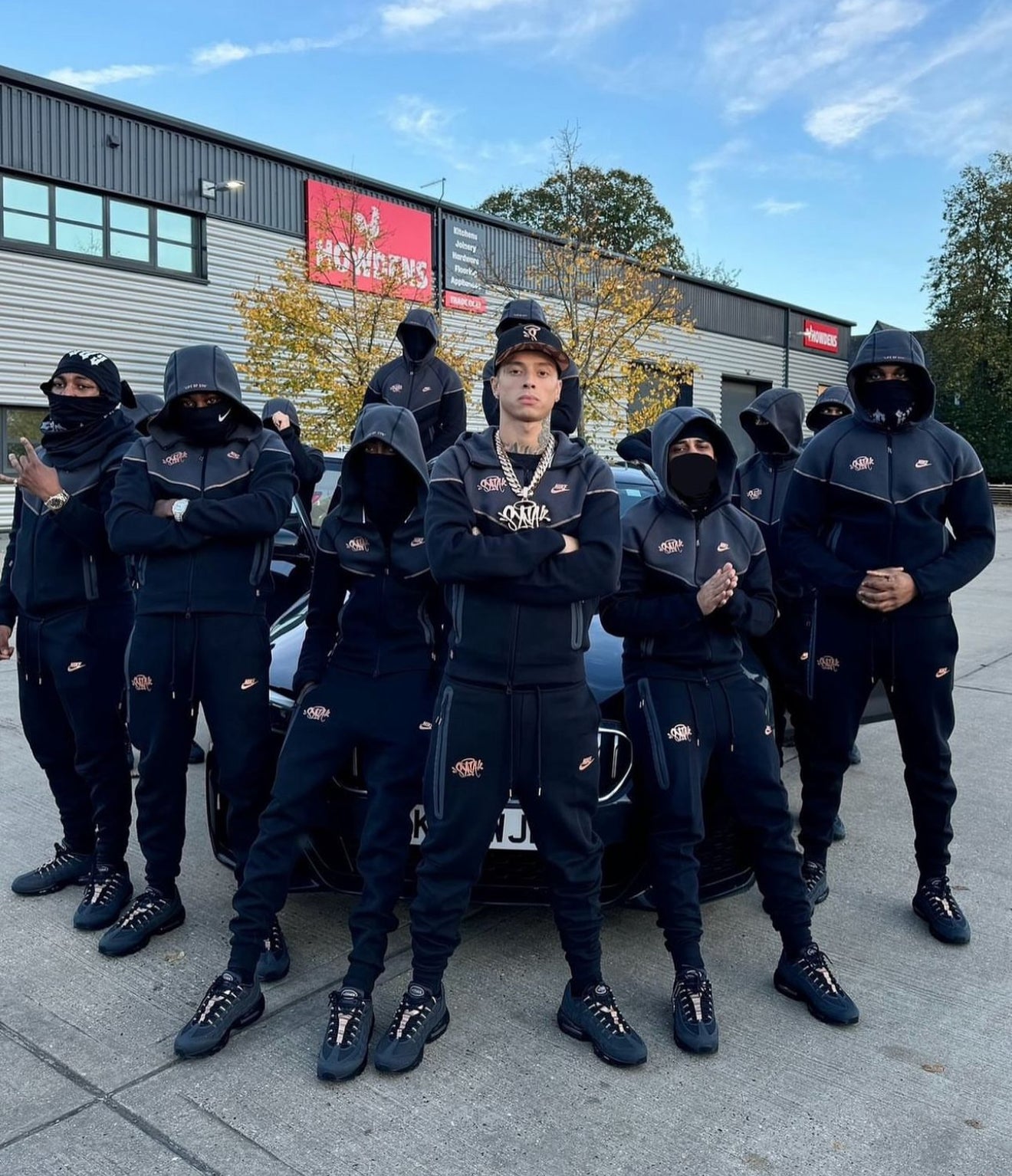 Syna World x Tech Fleece Set – Active Performance